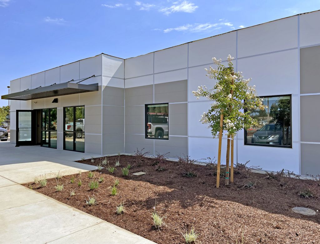 Merced School-Based Health Center Ribbon Cutting - Golden Valley Health ...
